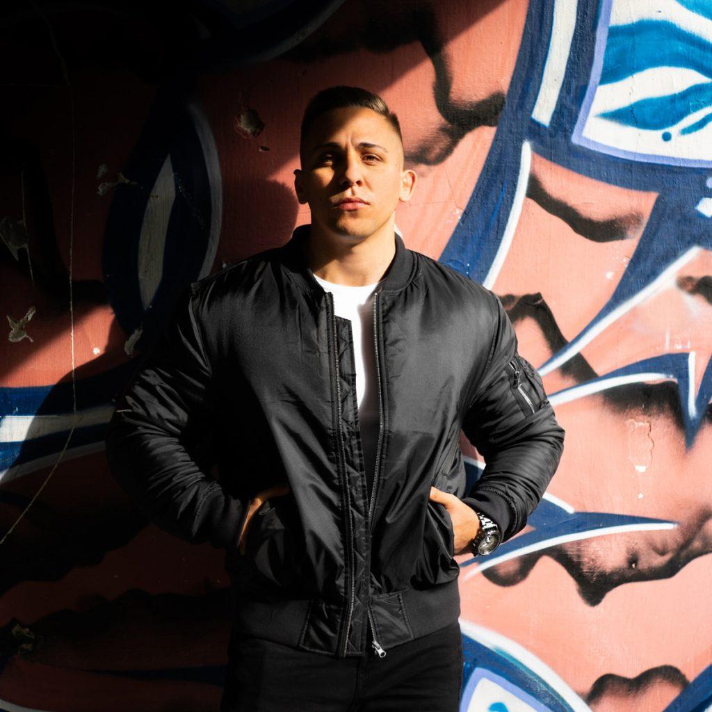 Everlast Size Chart and Fitting Guide for All Your Boxing Gear