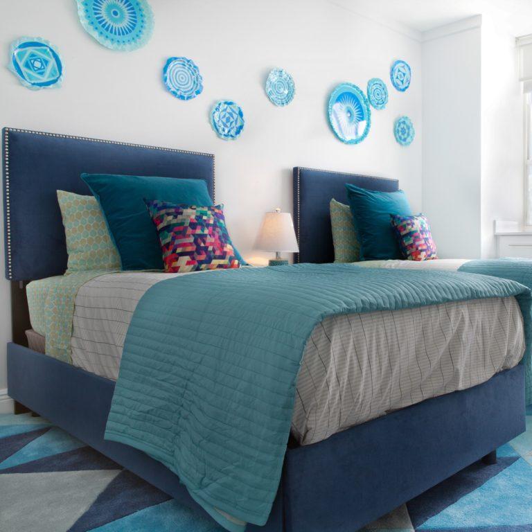 King Bed Size Chart and dimensions guide - Size-Charts.com - When size ...