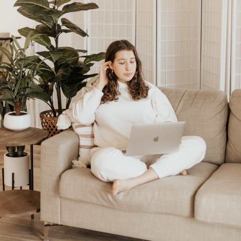 Wedding Dress Plus Size Guide And Fitting Tips - Size-Charts.com - When ...