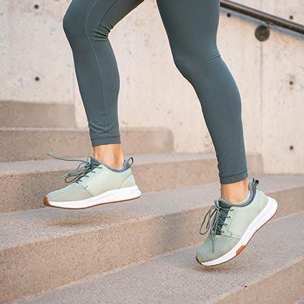 UA Shoe Size Charts: Adults and Kids - Size-Charts.com - When size matters